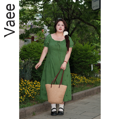 方领镂空碎花连衣裙法式