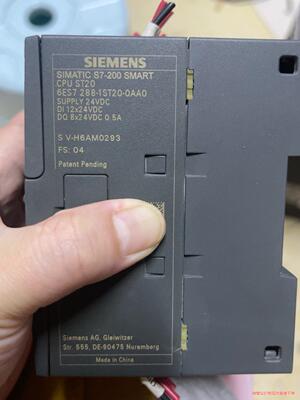 西门子S7-200.CPUST20，照片是实物,图型号老板自(议价商品）