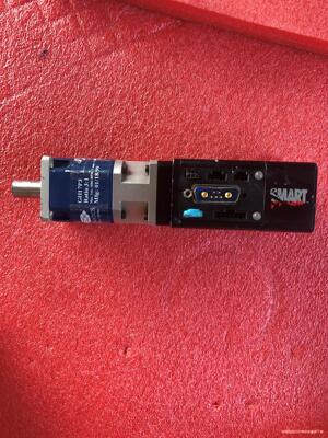 二手拆机MOOG穆格伺服电机：SM1720M成色带原装减速G议价商品