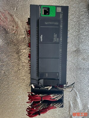 施耐德PLC/TM241CE40T，带3个TM3DQ16T，骏营商贸-议价