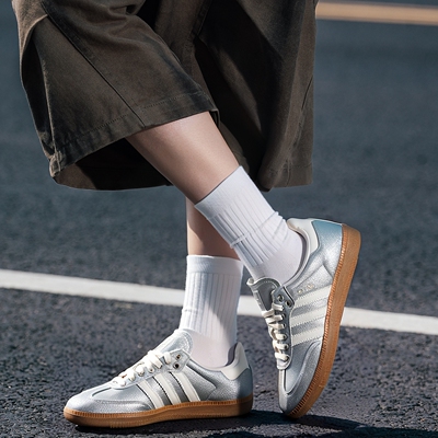 阿迪达斯三叶草女鞋2026春季新款复古透气低帮运动休闲鞋KI6264