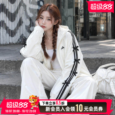阿迪达斯白色外套女装26新款运动服梭织连帽跑步健身蝴蝶结KR7602