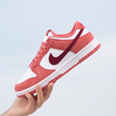 耐克（NIKE）女鞋 2026春季新款DUNK LOW VDAY运动鞋复古潮流时尚