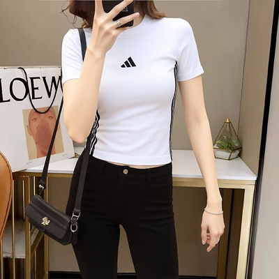 adidas阿迪达斯女修身圆领上衣运动服26新款休闲短袖白T恤JE1239