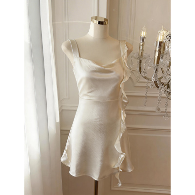 韩国小个子木耳边显瘦连衣裙女飘带收腰吊带包臀裙女名媛礼服时尚