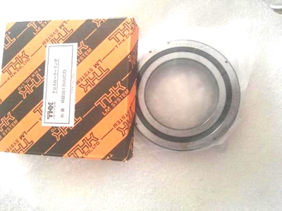 日本THK滑台VRU2065 2080 2095 3080 3105 3130 4085 4125 3155