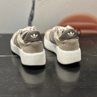 【坏蛋】adidas/阿迪达斯CITY RNR运动低帮舒适跑步鞋JR8011