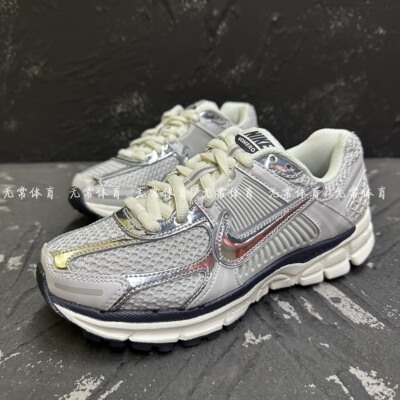 气垫编织跑步鞋NikeZoomVomero5