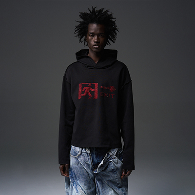 紧急出口LOGO烫钻连帽长袖T恤