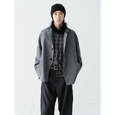 GRAINMUSTARD 「Satin-like Blazer」缎面廓形连肩分割休闲西装