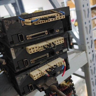 议价伺服驱动器MR-J3-70AMRJ3-70AMR-J370AMRJ370AMR-J3-070A