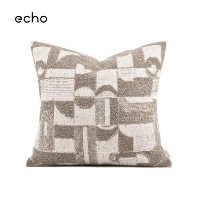 侘寂风民宿轻奢样板间米驼咖棉麻几何抽象抱枕沙发客厅方枕床靠垫