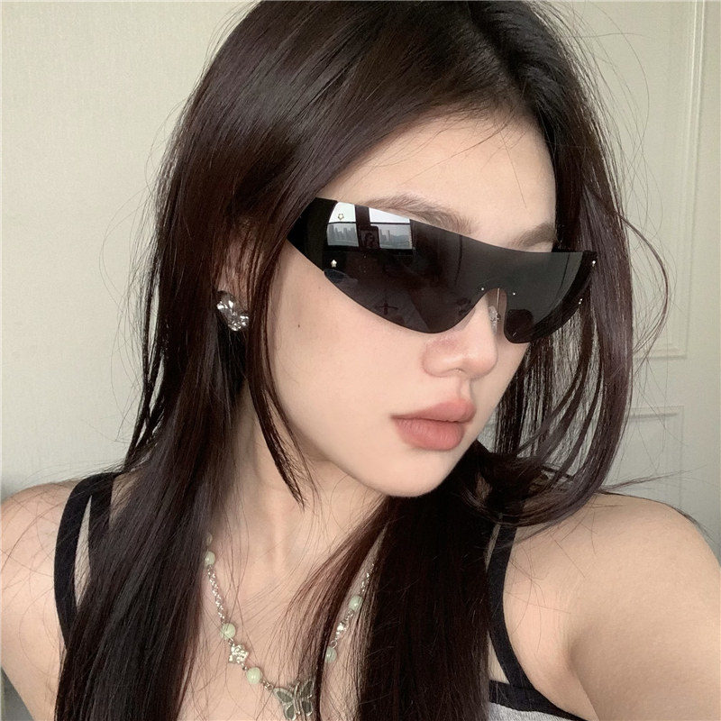 无框连体2026春夏Y2K墨镜欧美辣妹千禧户外登山骑行运动太阳眼镜