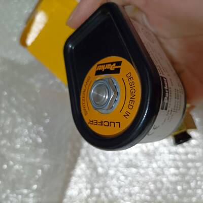 121K2423燃油电磁阀议价 维修！！！