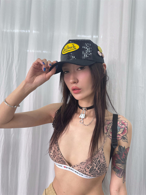 吓死香蕉棒球帽鸭舌帽珠片