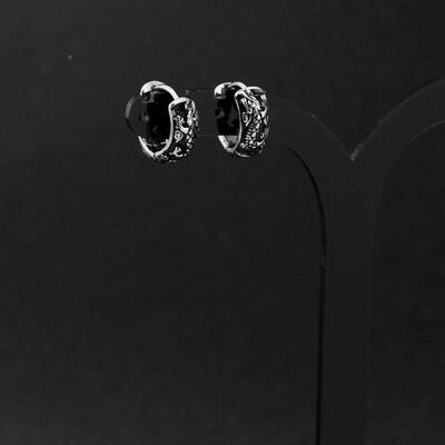 Stainless steel retro dragon shaped personalized earrings