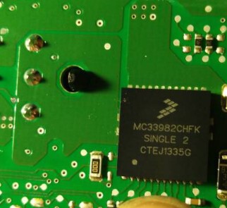 MC33982CHFK 汽车电脑板电源开关IC PQFN-16 现货可直拍