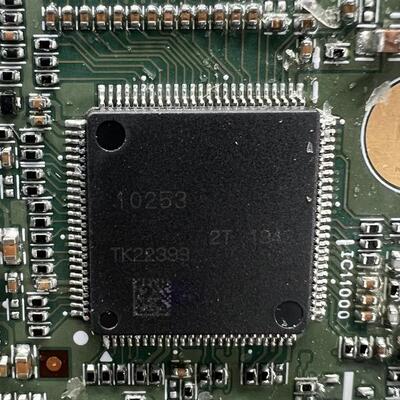 10253 R7F7010253 汽车电脑板CPU芯片 100脚