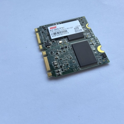 全新 innodisk 宜鼎 M.2 128G NGFF  2242 SATA协议 SSD 固态硬盘