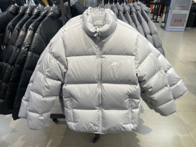 耐克耐克正品男子冬季新款立领保暖羽绒服HQ5653