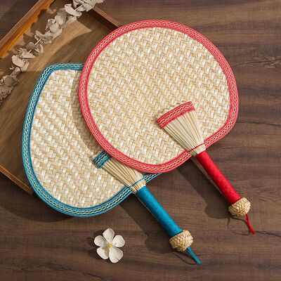 New Heart-Shaped Hand Fans Handmade Fan Bamboo Weave Futon F
