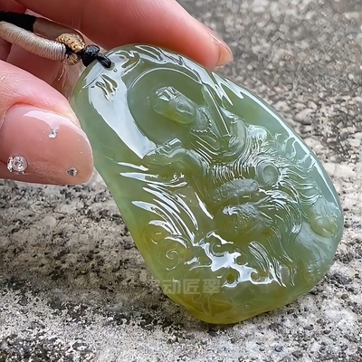 冰种文殊菩萨守护神翡翠挂件