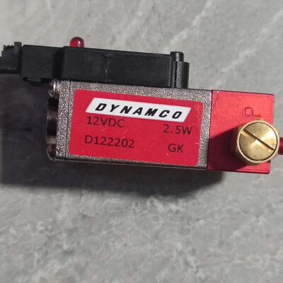 议价DYNAMCO电磁阀D122202D122201D122203