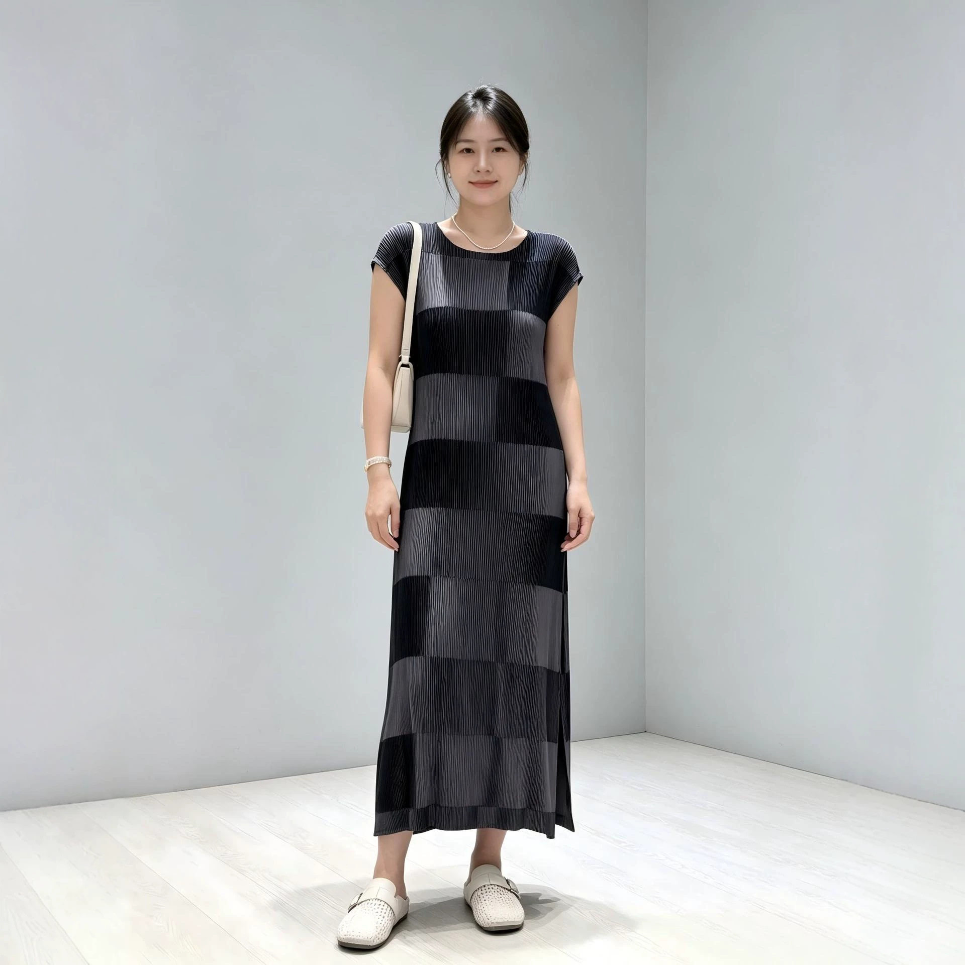 宽松时尚格子连衣裙夏新款褶皱大码休闲百搭日常通勤百搭长裙优质