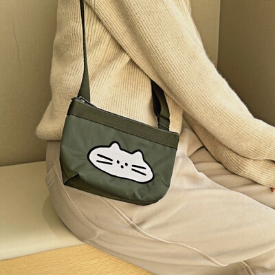 韩国可爱猫咪刺绣轻便斜挎包