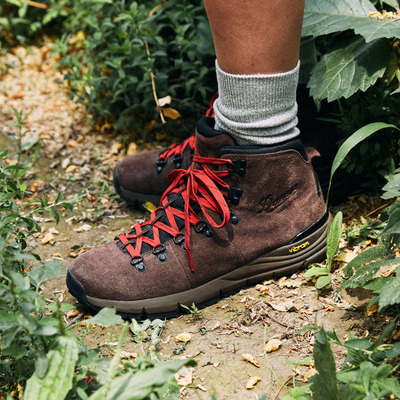 Danner丹纳 户外男款Mountain 600防水中帮徒步登山鞋V底防滑