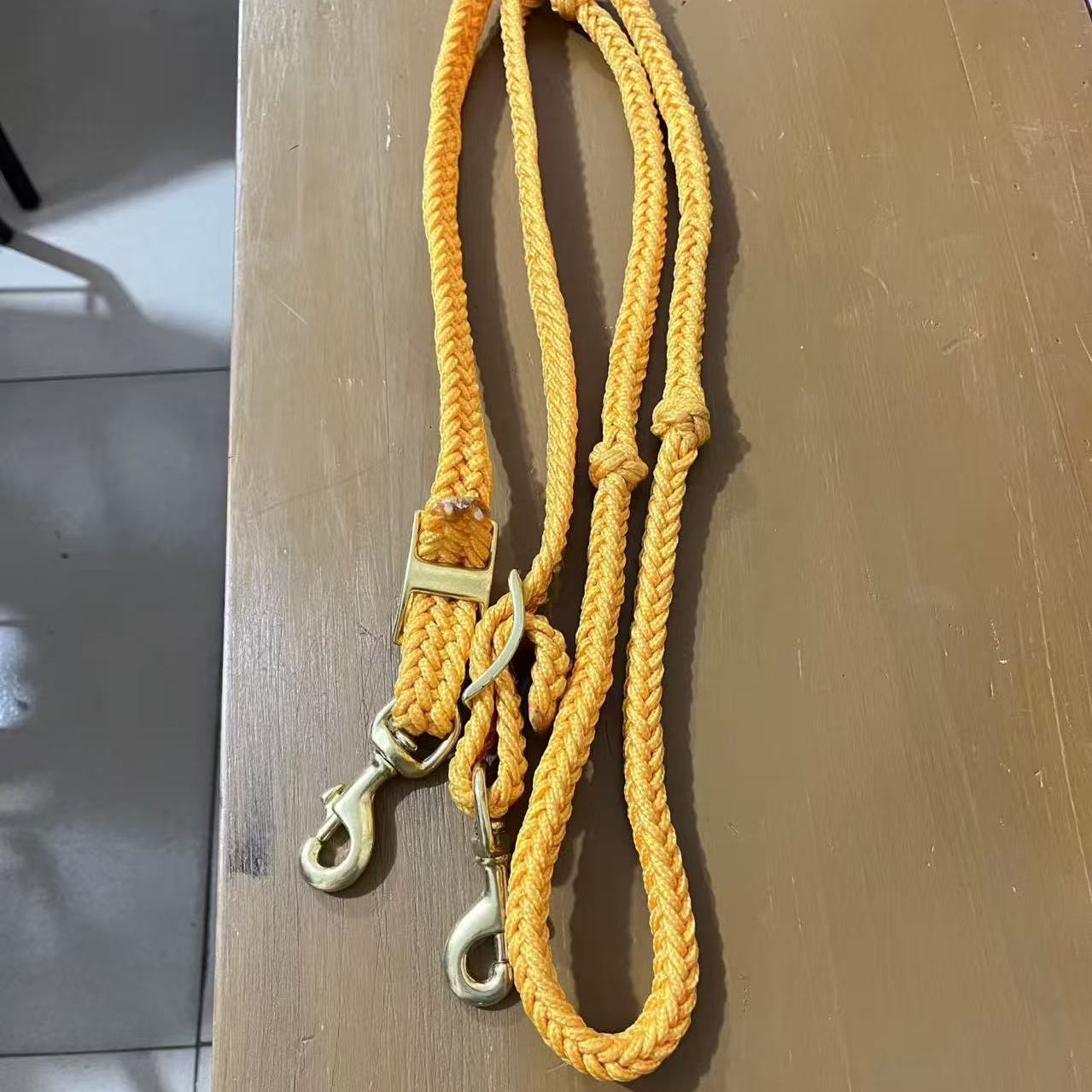 马缰绳手工编织马术西部绕桶缰绳黄铜五金尼龙手缰马术场地用具