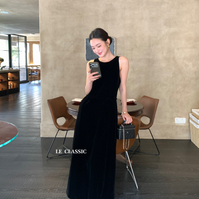 LE CLASSIC-26夏上新丝绒背心纯色连衣裙(配腰绳)9028