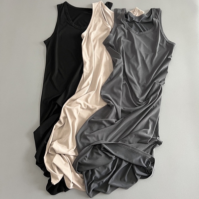 休闲风直筒纯色百搭长款裙