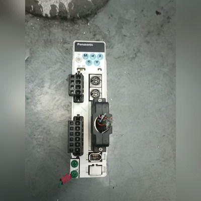 MADDT1207053 200W驱动器 议价