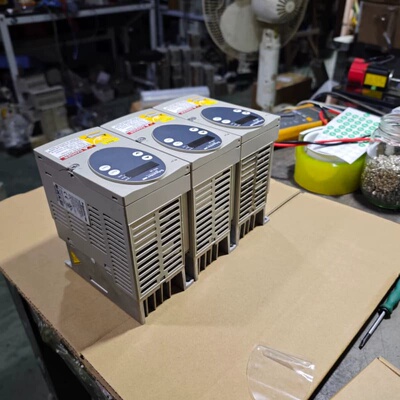 施耐德百格拉 SD328AU25S2 SD326BU25S2--议价商品