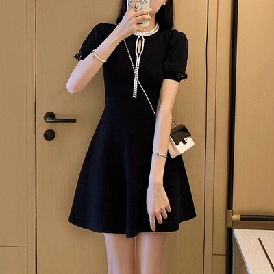 卓家 2023夏新款法式中空珍珠领小礼服甜美泡泡袖针织连衣裙短裙