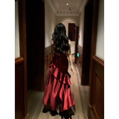 【西班牙女郎】法式缎面红色连衣裙女轻奢荷叶边生日礼服