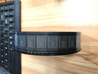 拍前请先咨询客服BT473KPJ80原装MM74HC574WM   SOP