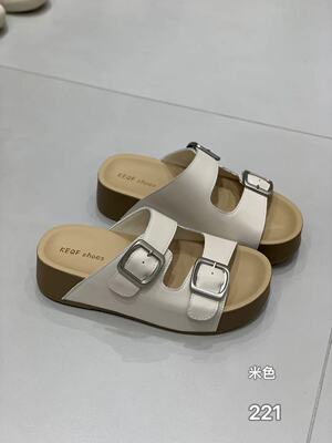 221可千凡新款女鞋勃肯双带扣一字拖女2026夏厚底外穿皮面凉拖鞋