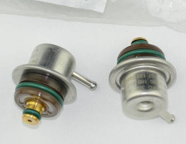 适用于适用于 捷达 宝来 燃油压力调节器 调节阀 压力阀 原厂配件