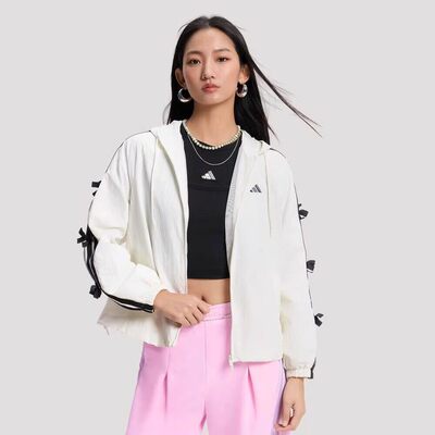 阿迪达斯三条纹26春女舞动系列拒水连帽梭织夹克KR7602 KR7603