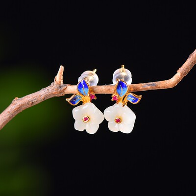 S925银镶嵌和田玉五瓣花珐琅配彩锆耳钉古风白玉气质耳饰彩色7084