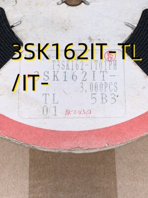 3SK162IT-TL/IT-    01+   SOT143   原装现货