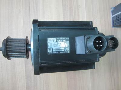 松下伺服电机 MHMA152P1G 大惯量 1.5KW 松下A4配套MDDDT5540003