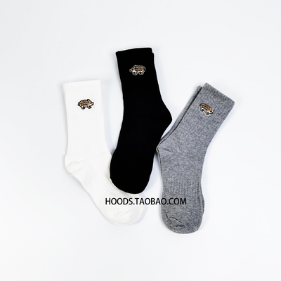 刺绣中筒袜子纯棉纯色