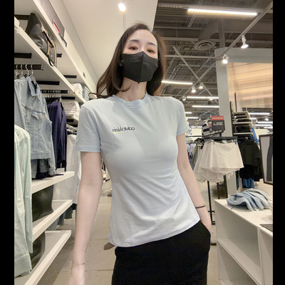 CalvinKlein女士圆领短袖T恤