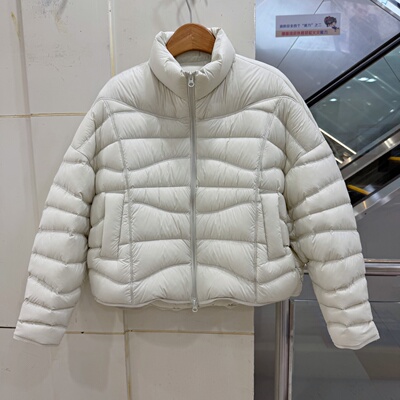 MS6D023/26070-1短款立领95白鹅绒羽绒服女保暖百搭显瘦减龄外套