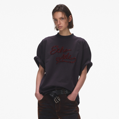 ECHOADE重塑松弛维度 宽松落肩版型中性设计圆领短袖T恤