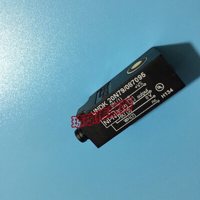 UNDK 20N79/087095宝盟小型接插式超声波传感器