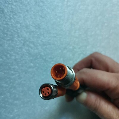 全新原装IFM连接线 EVC244 5米 公头M12转母头M8 现货